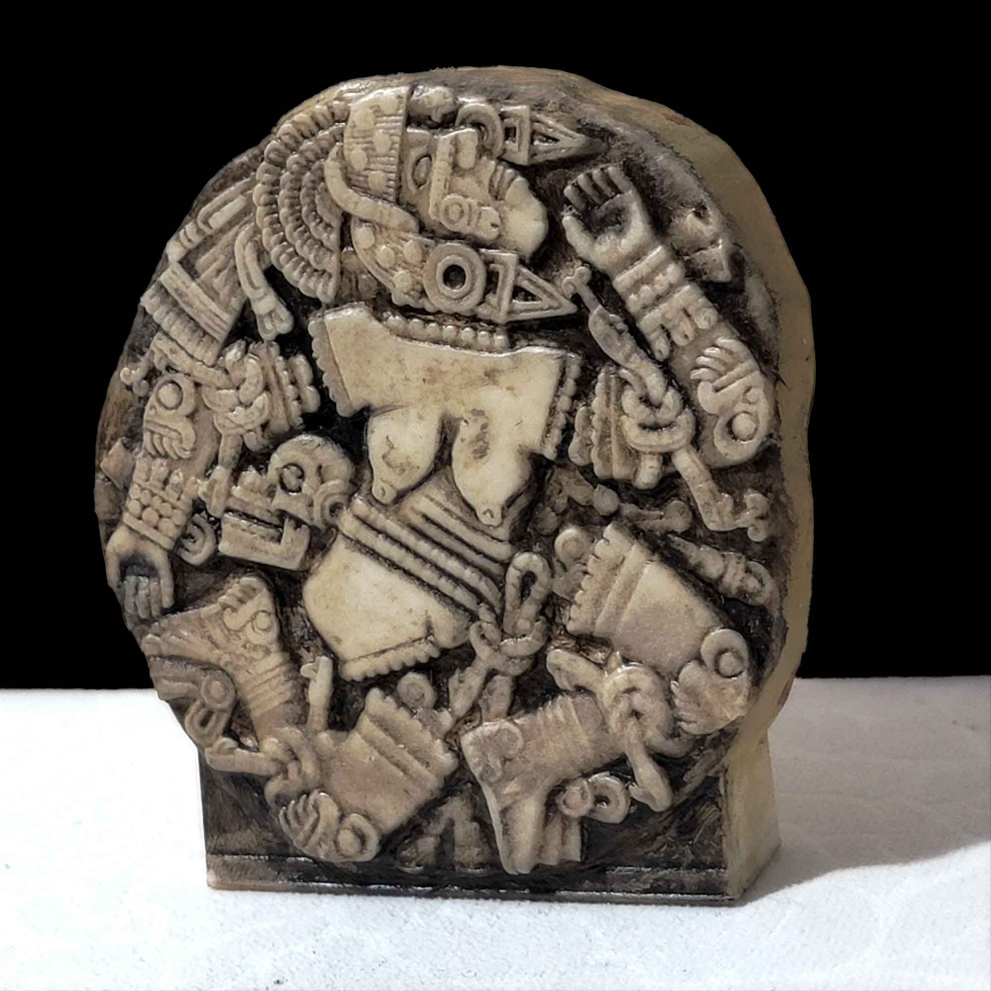 Coyolxauhqui – Mexica Moon Goddess | Ceremonial Relief from the Great ...